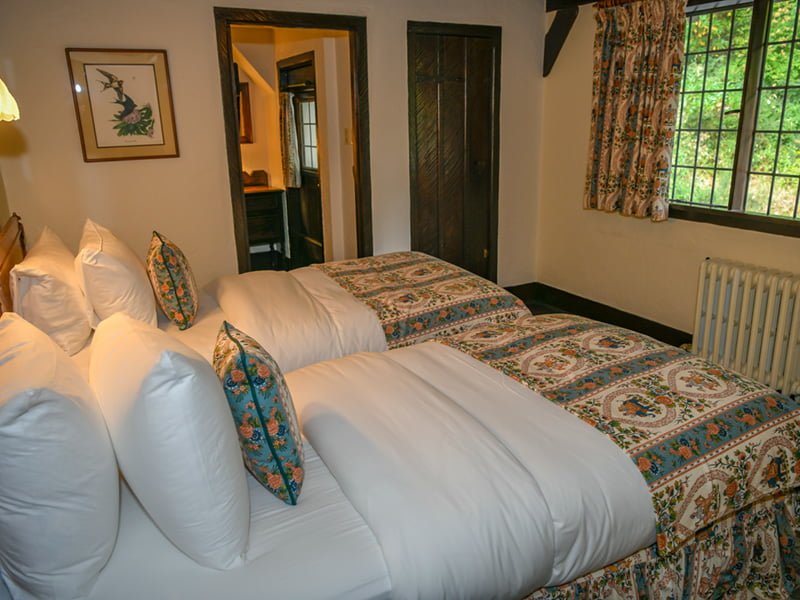 The Manor West Suite on Salt Spring Island │ Hastings House